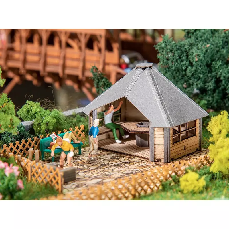Barbecue couvert pour jardin Lasercut - HO 1/87 - Faller 180311